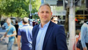 Professor Brett Sutton, Victorian Chief Medical Officer, shares the ...